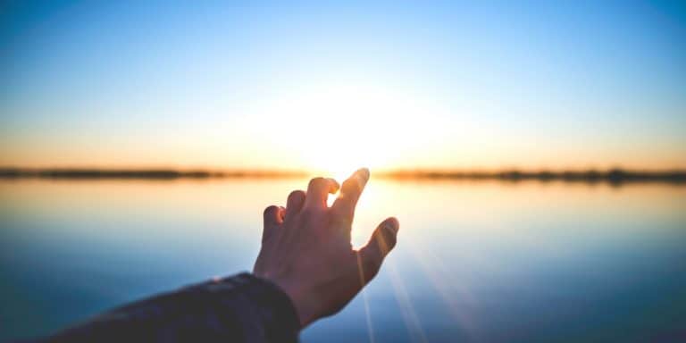 15 Deep Insights about Death to Understand the Meaning of Life | Sloww